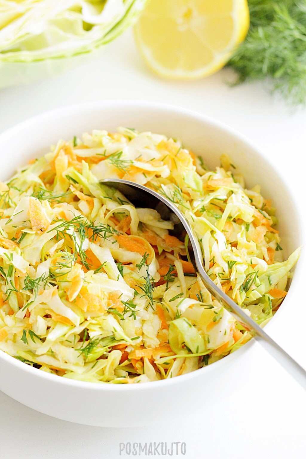 Surówka z marchewki jabłka i pora Posmakujto